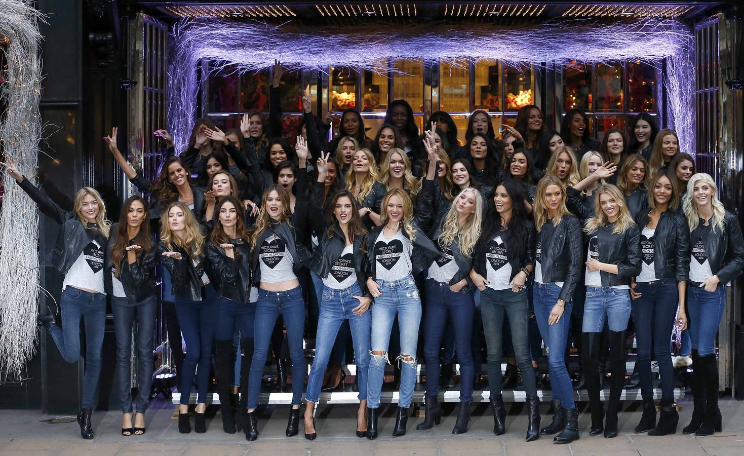 Los ángeles de Victoria's Secret invaden Londres - laverdad.es