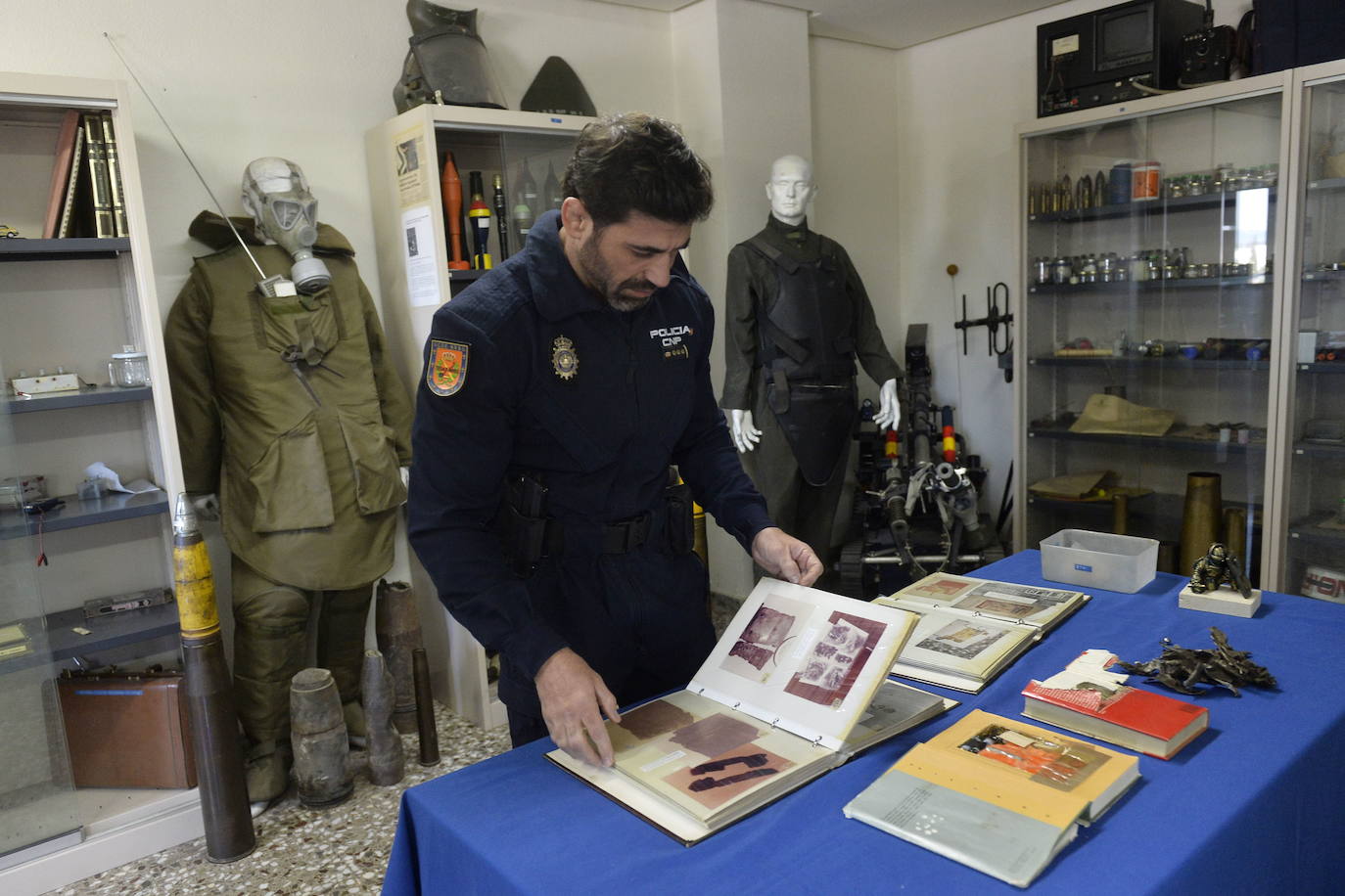 Fotos: Así trabajan los Tedax | La Verdad