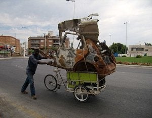 La azarosa vida de los chatarreros | La Verdad
